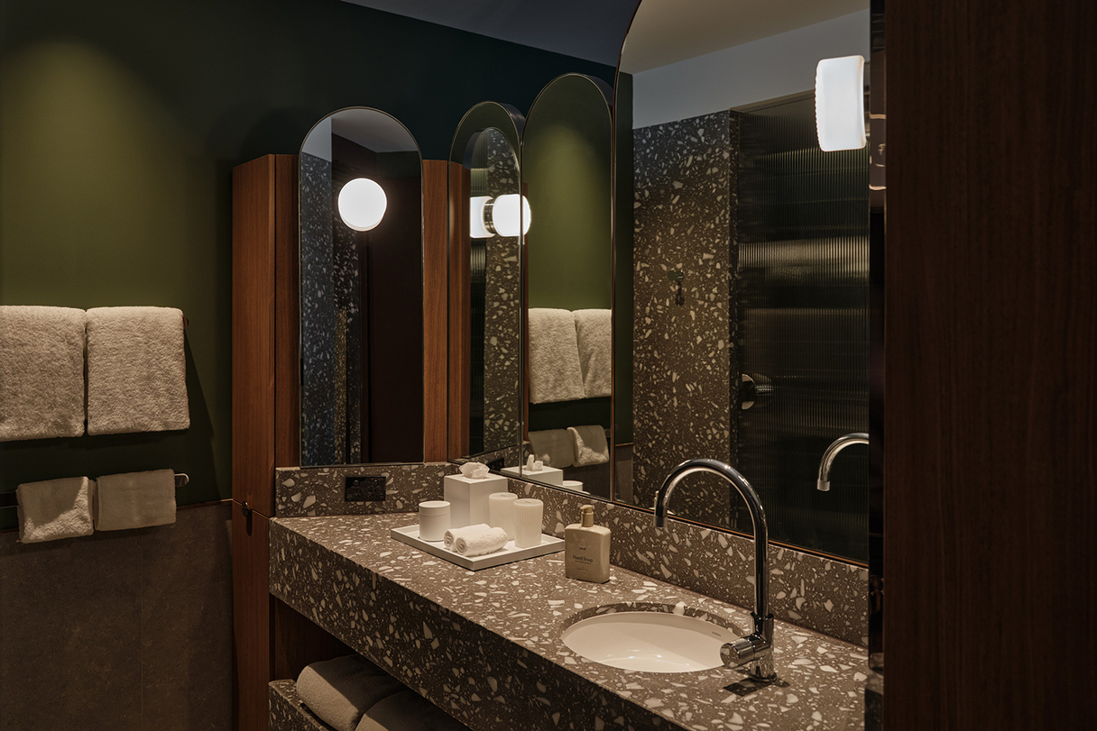 The EVE Hotel | Room & Suites